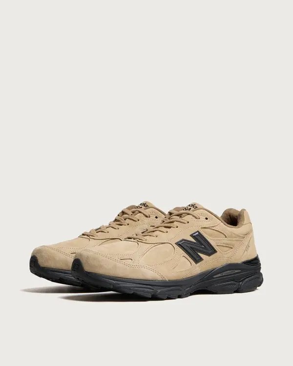 NEW BALANCE X Jjjjound 990v3 Sneakers
