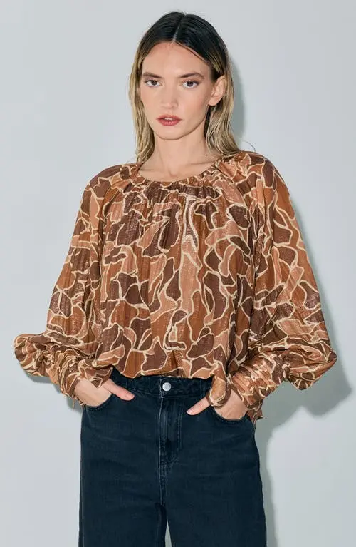 CIEBON Rileigh Shimmer Balloon Sleeve Top