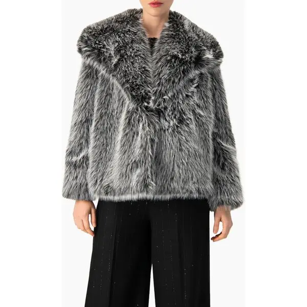 IVONNE Plush Faux Fur Cropped Coat