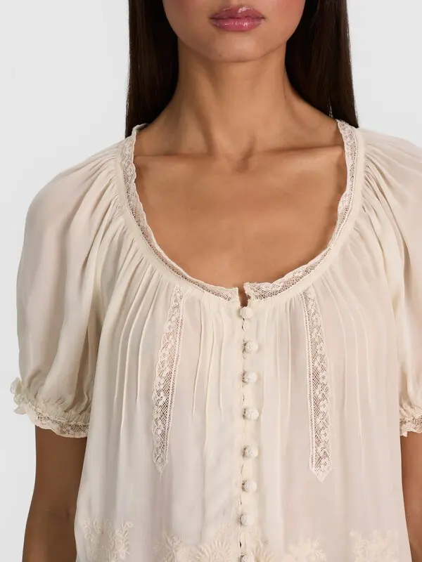 Alice + Olivia Odette Emrboidered Puff Sleeve Top