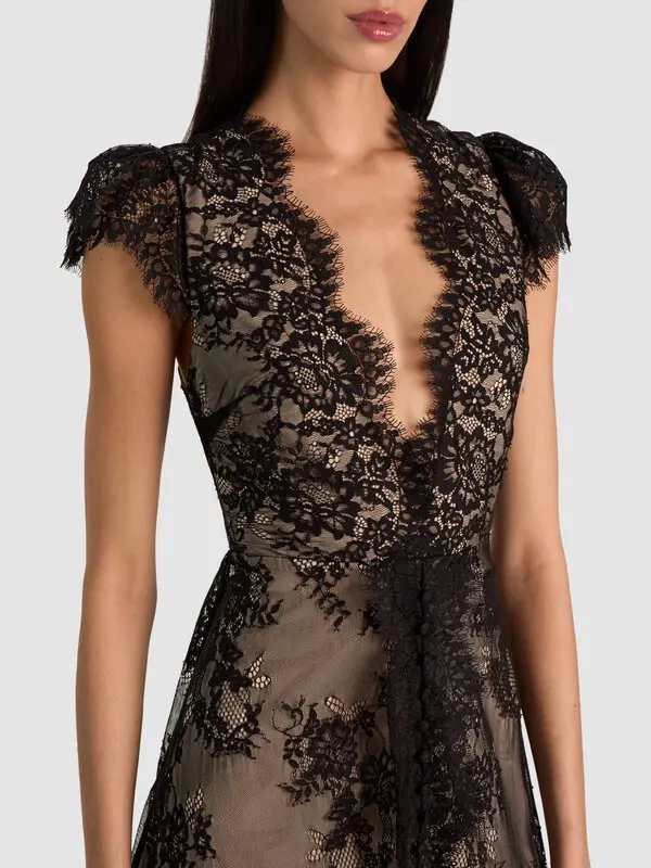 Alice + Olivia Rosemarie Lace Gown