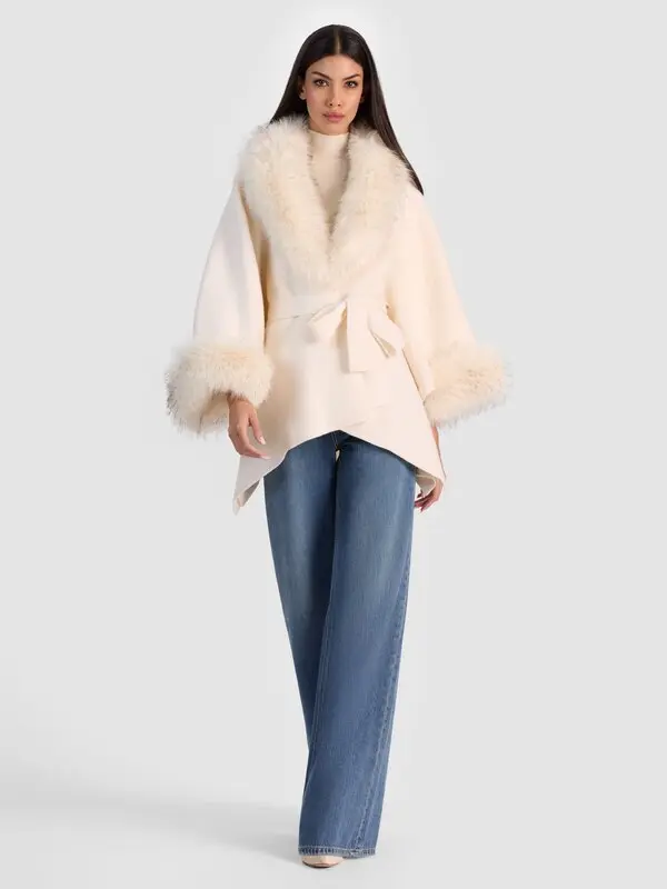 Alice + Olivia Joanne Sweater Coat