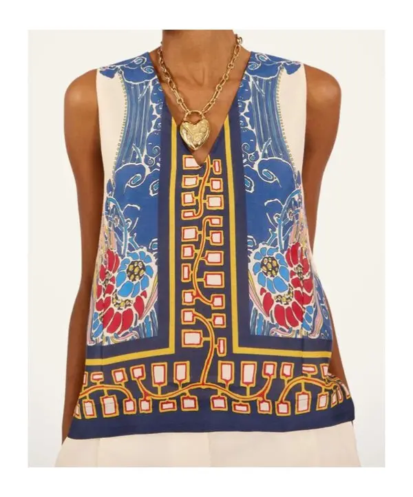 La DoubleJ Scala V-neck Top
