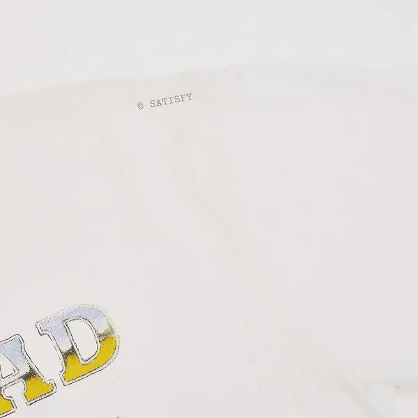Satisfy T-shirt With A Car Graphic