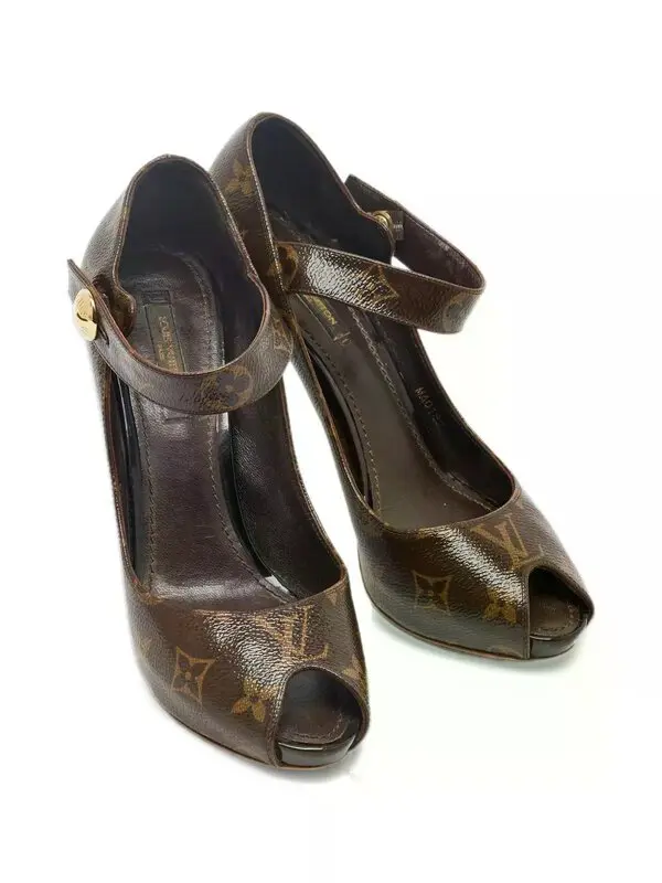 LOUIS VUITTON Ritual Monogram Canvas Pumps