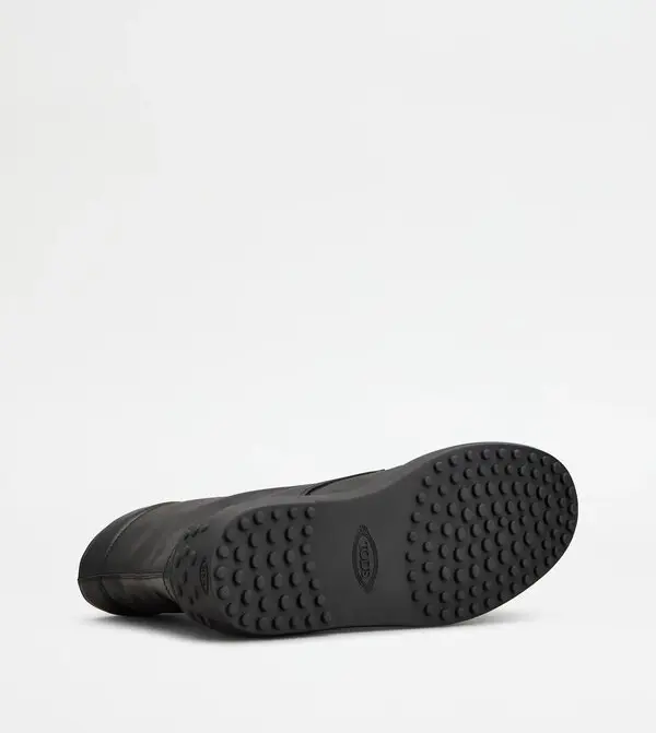 TOD'S Winter Gommino Ankle Boots In Leather