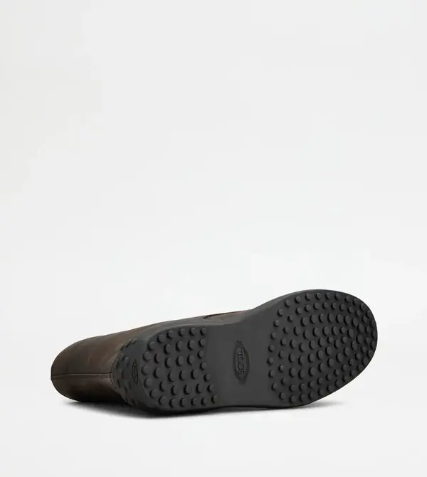 TOD'S Winter Gommino Ankle Boots In Leather