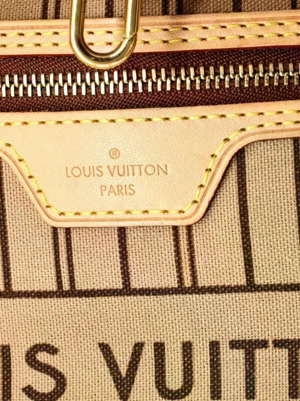 LOUIS VUITTON Neverfull Monogram Canvas Mm Tote Bag - Brown