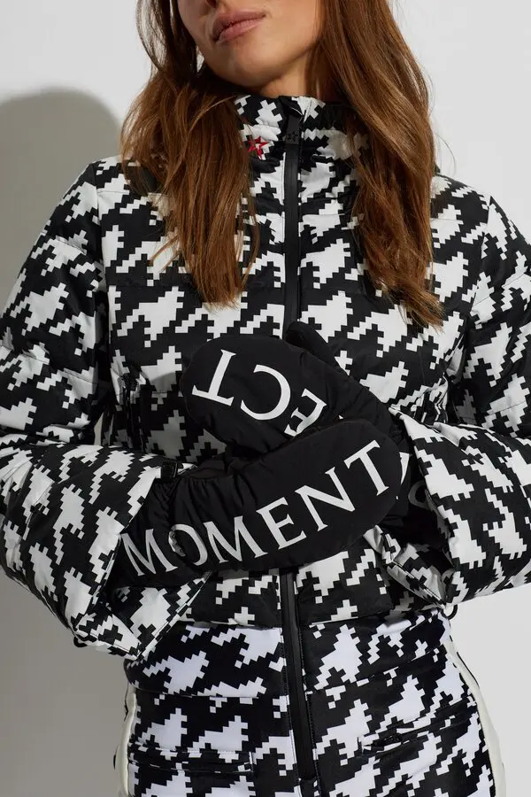Perfect Moment Insulated Gloves With Printed Logo