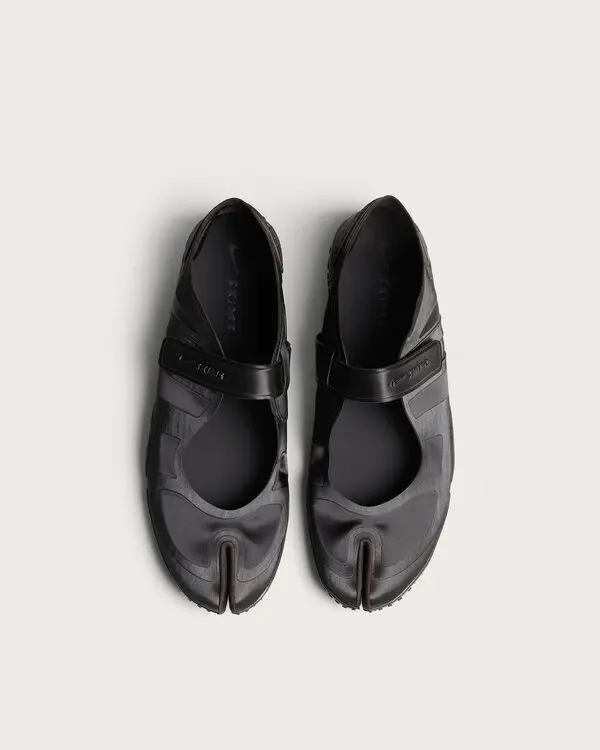 Nike Skims Rift Satin Shoes