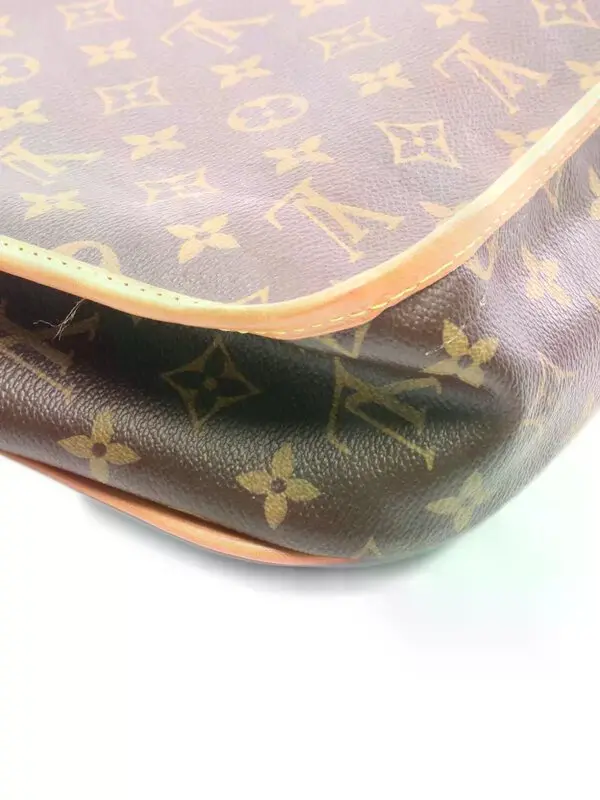 LOUIS VUITTON 2008 Pm Monogram Bosphore Messenger Bag