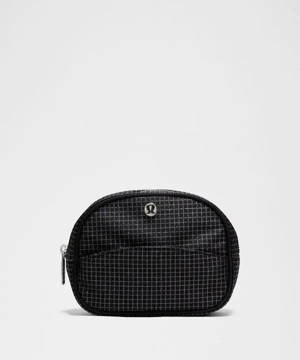 Lululemon City Essentials Mini Pouch 2l