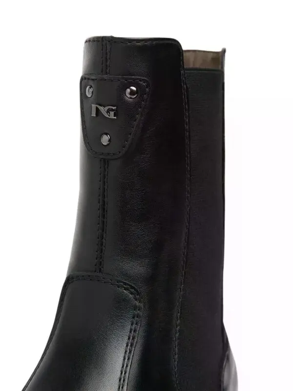 NEROGIARDINI Chunky-sole Chelsea Boots