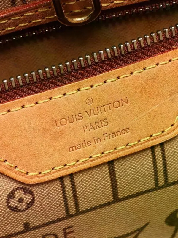 LOUIS VUITTON 2007 Mm Neverfull Monogram Tote Bag