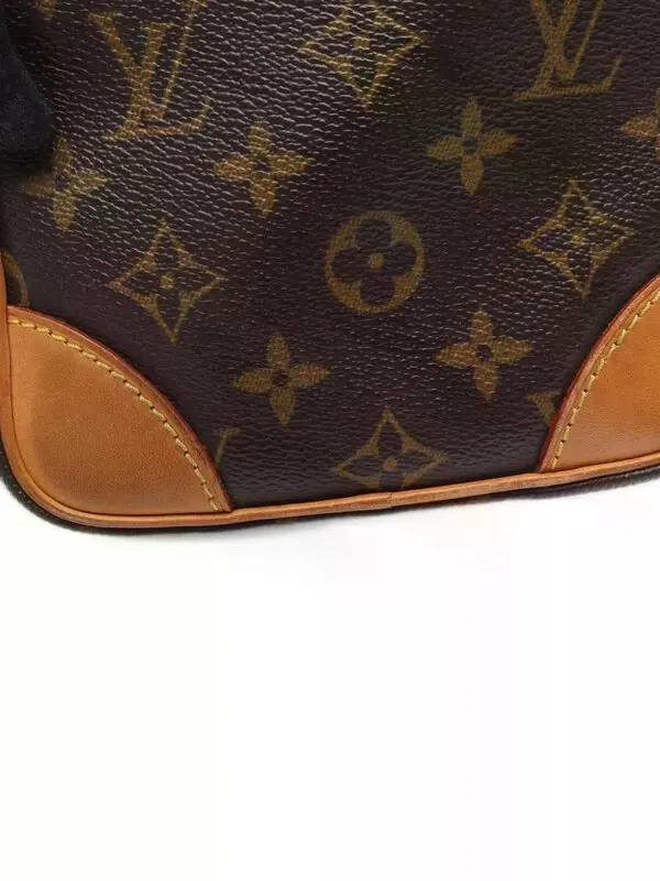 LOUIS VUITTON 2003 Amazone Monogram Crossbody Bag