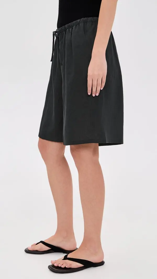 Comme Si Drawstring Bermuda Linen Shorts