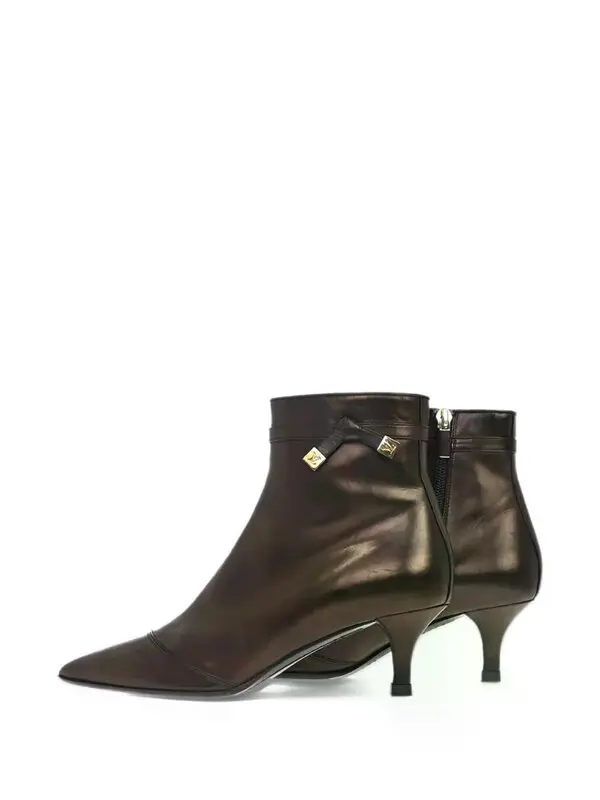 LOUIS VUITTON Pointed-toe Plaque Ankle Boots