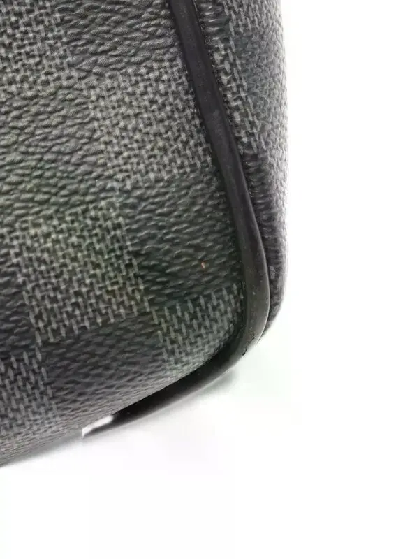 LOUIS VUITTON 2010s Mm District Damier Graphite Messenger Bag