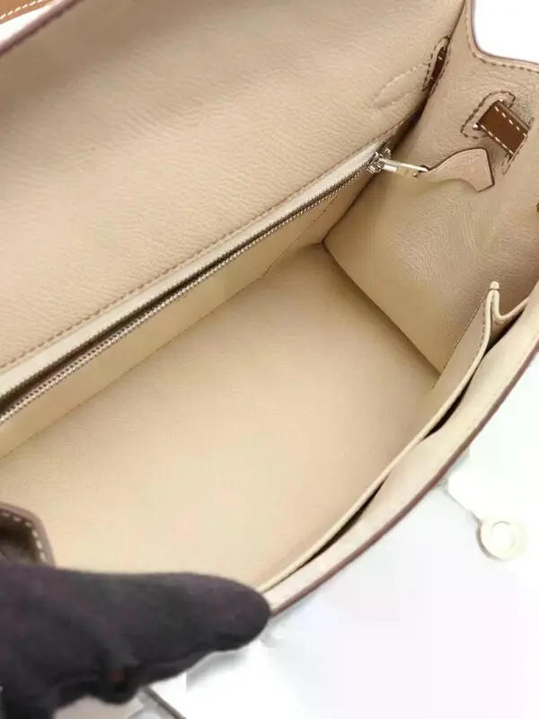 Hermès 2022 Kelly 25 Sellier Shoulder Bag