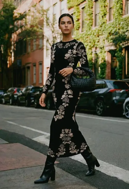 YAKIRA BELLA Verona Long Sleeve Maxi Dress