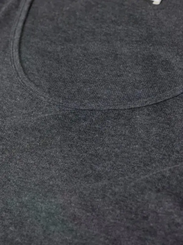 Closed Ribbed Top