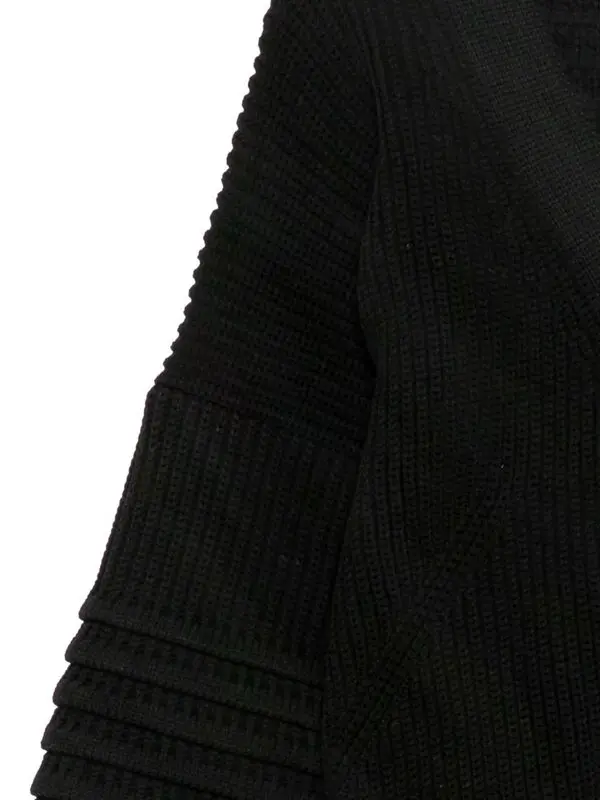 CFCL Low-gauge Cropped Cardigan
