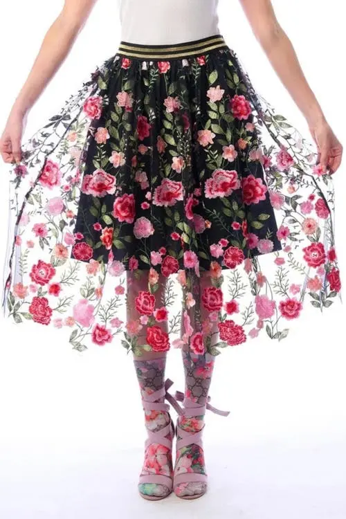 ARATTA Dark Rose Embroidered Skirt