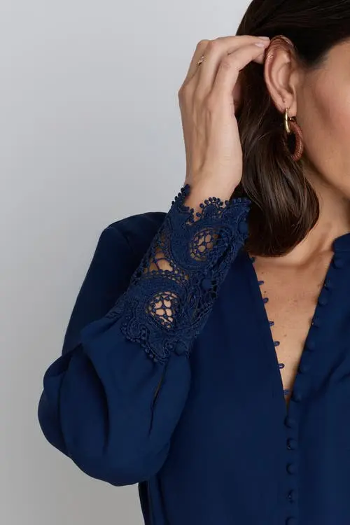 THE NOLI SHOP Blake Lace Sleeve Blouse - Navy