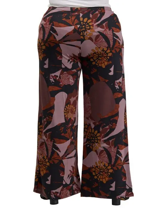 24SEVEN COMFORT APPAREL Essential Curvy Elastic Waistband Full Length Flared Pants