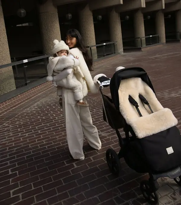BINIBAMBA Sheepskin Footmuff