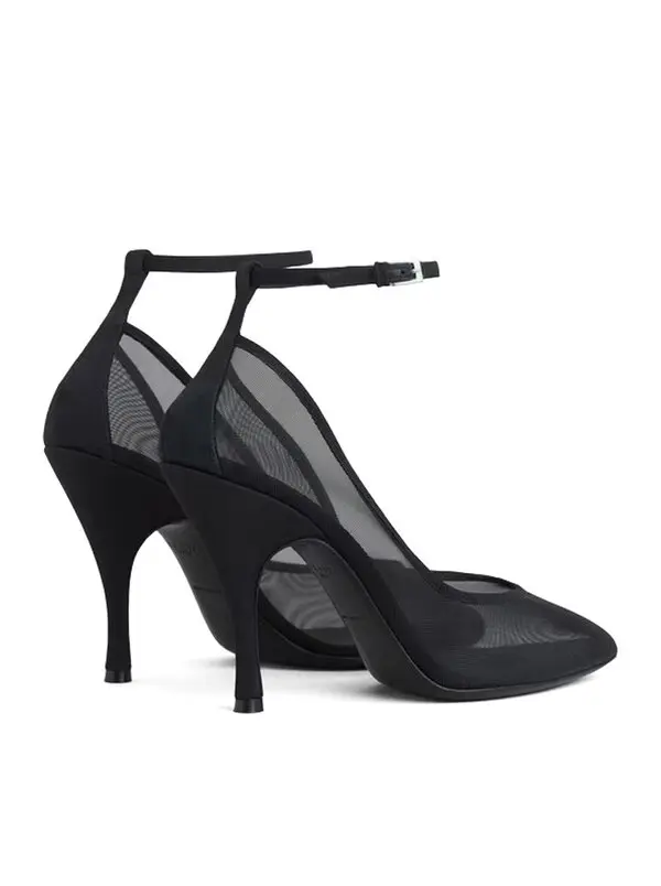 Alaïa Pumps With Mesh Strips