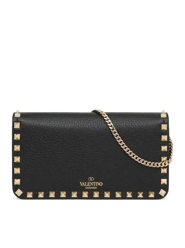 Valentino Garavani Rockstud Clutch With Chain