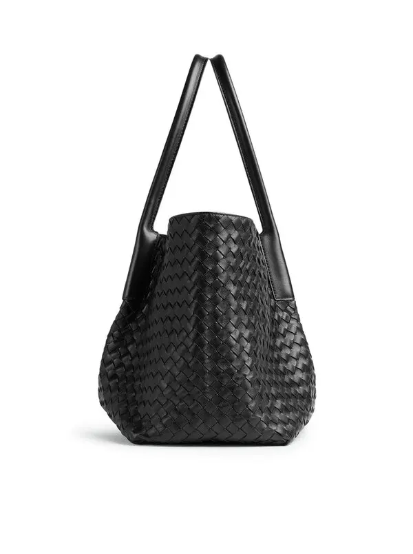 Bottega Veneta Pinacoteca