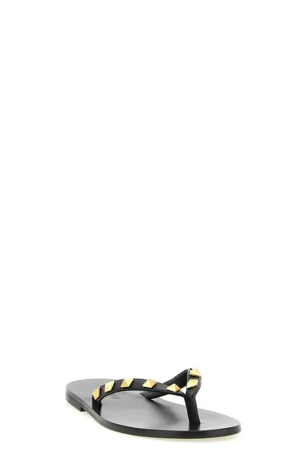 Valentino Garavani Thong Sandals With Rockstud Detailing