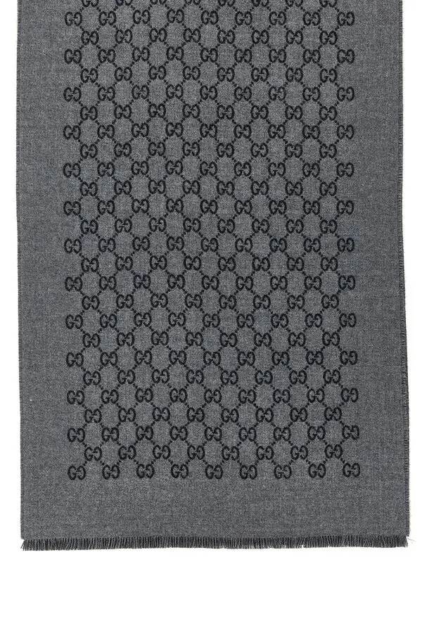 Gucci Gg Jacquard Scarf