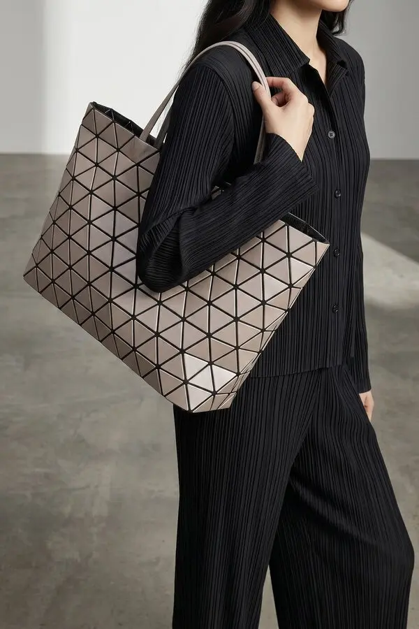 Issey Miyake Handbag 'bateau - Beige
