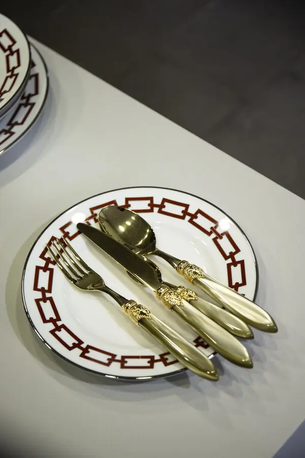 RIVADOSSI Cutlery Set Decorative Gold-tone Ferrule