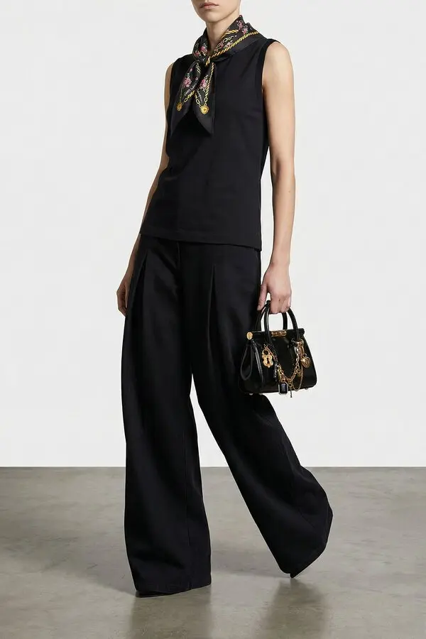 Dolce & Gabbana T-shirt With Scarf