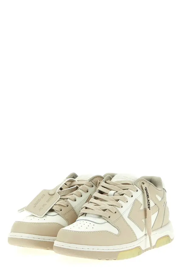 Off-White Sneaker With Arrow Motif