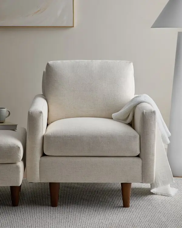 Quince Atlas Midcentury Accent Chair In Performance Chenille-linen Blend - Marshmallow