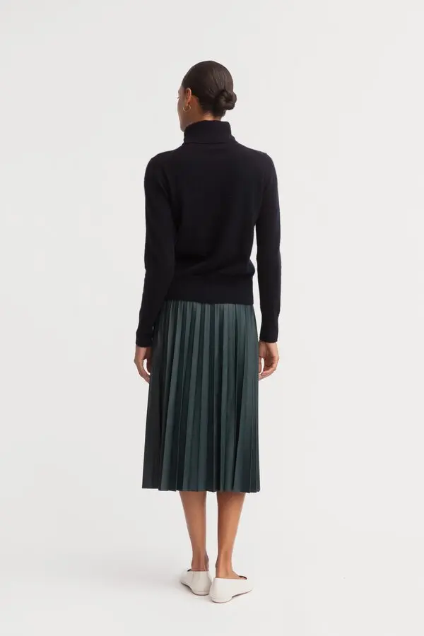 Iris Von Arnim Cashmere-silk Sweater Neris Turtle - Navy