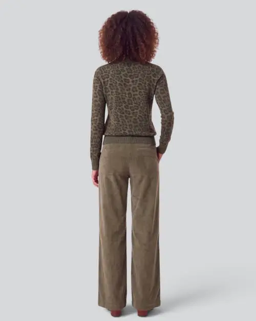 LORDS OF HARLECH Merino Silk Cashmere Turtleneck Sweater - Leopard Sage
