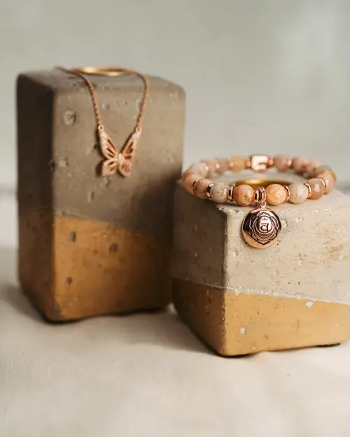 SEVEN SAINTS Sacral Chakra Activation Sunstone Bracelet