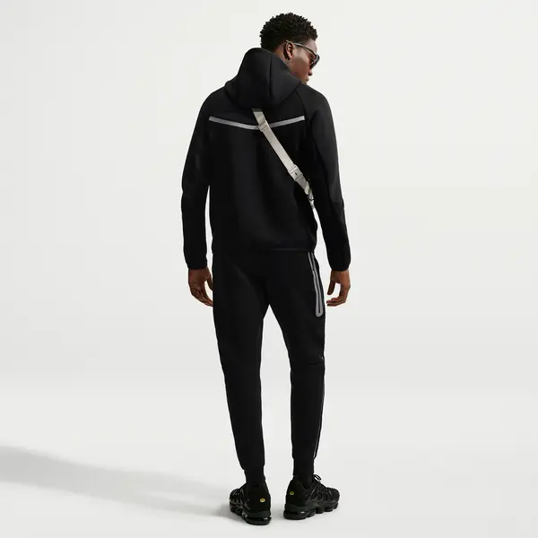 Nike Tottenham Hotspur Tech Fleece Windrunner Jacket