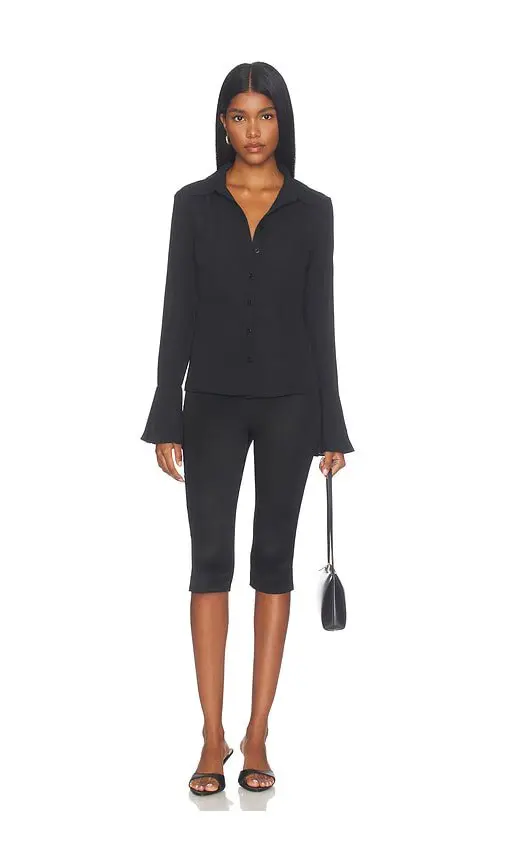 ALL THE WAYS Sutton Button Up Top