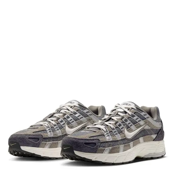 Nike Multi-tone Mesh Sneaker