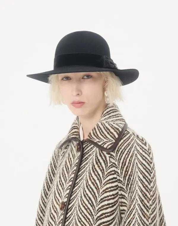Valentino Garavani Vlogo Signature Bow Hat