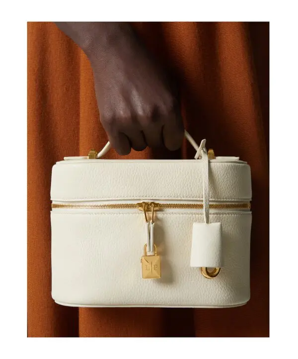 Loro Piana Extra Softy Case L21