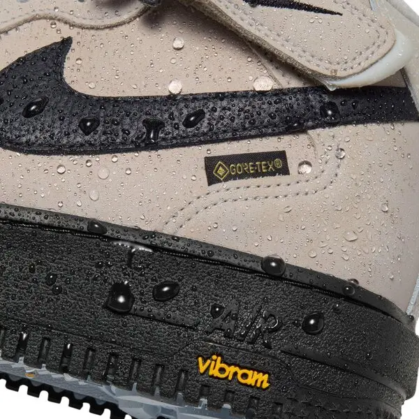 Nike Mid-top Casual Sneakers