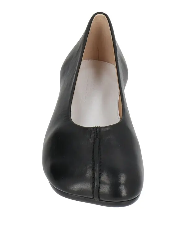 MAISON MARGIELA Minimalist Leather Ballet Flats
